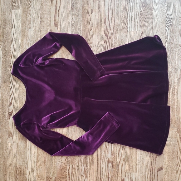 Bethany Mota | Dresses | S Bethany Mota Velvet Low Back Long Sleeve ...